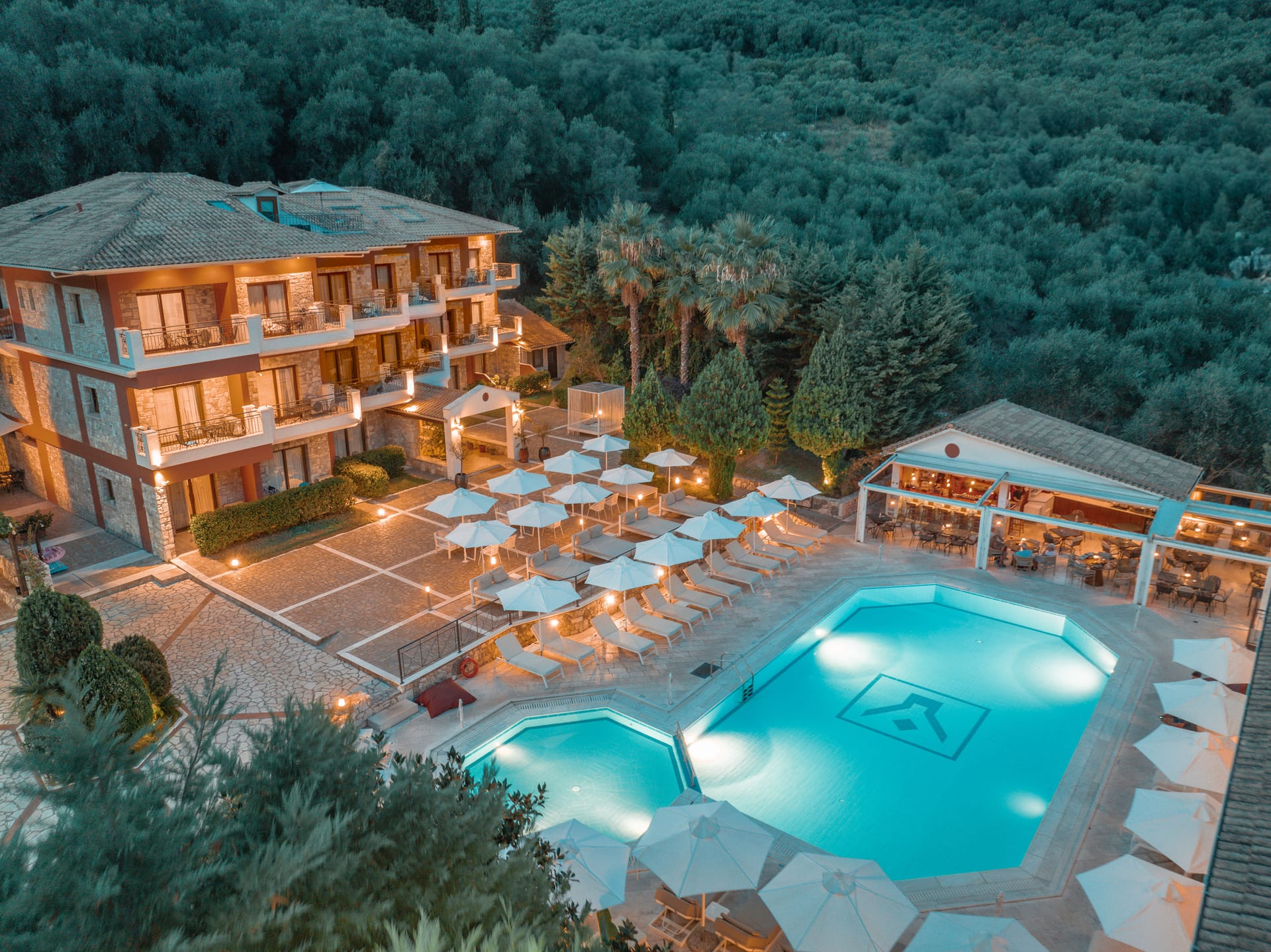 Dracos Hotel | Accommodation | Discover Greece