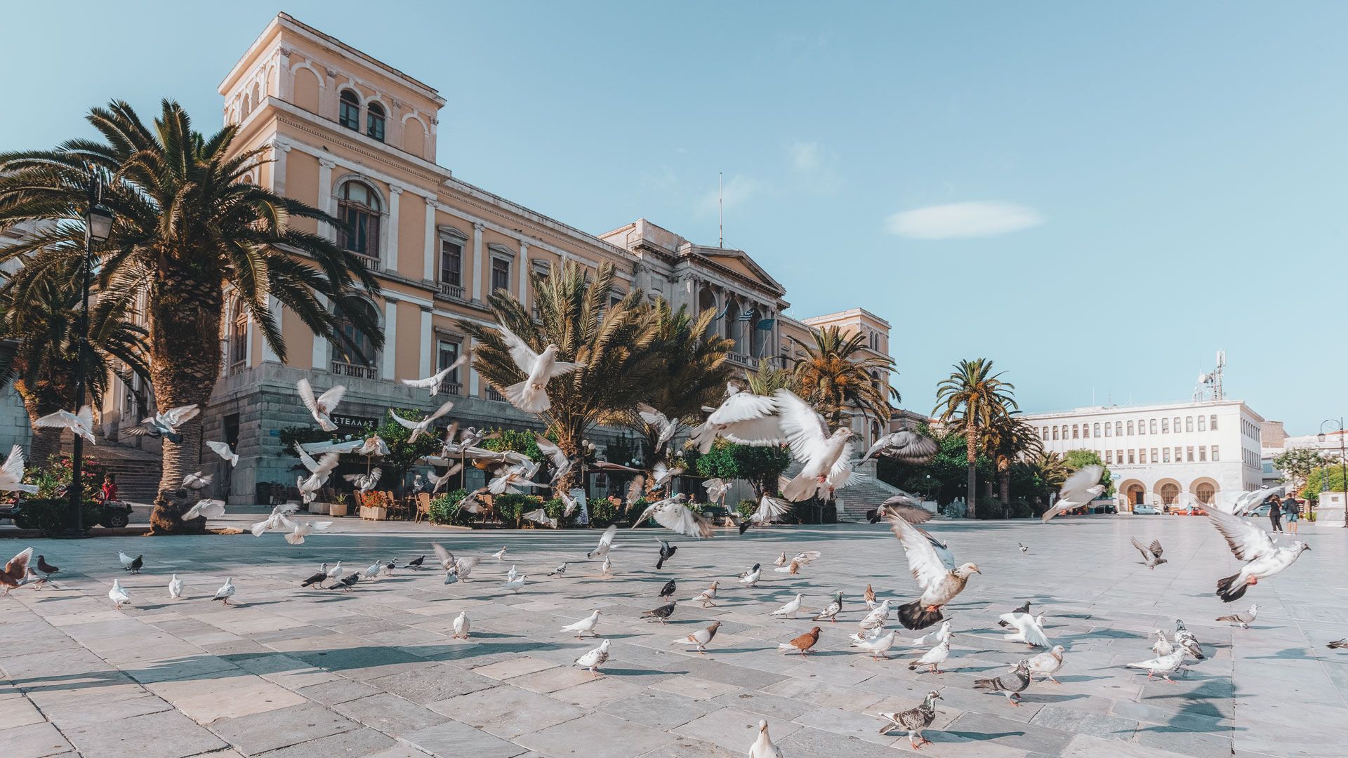 A walking tour of colourful Ermoupoli in Syros | City & island strolls ...