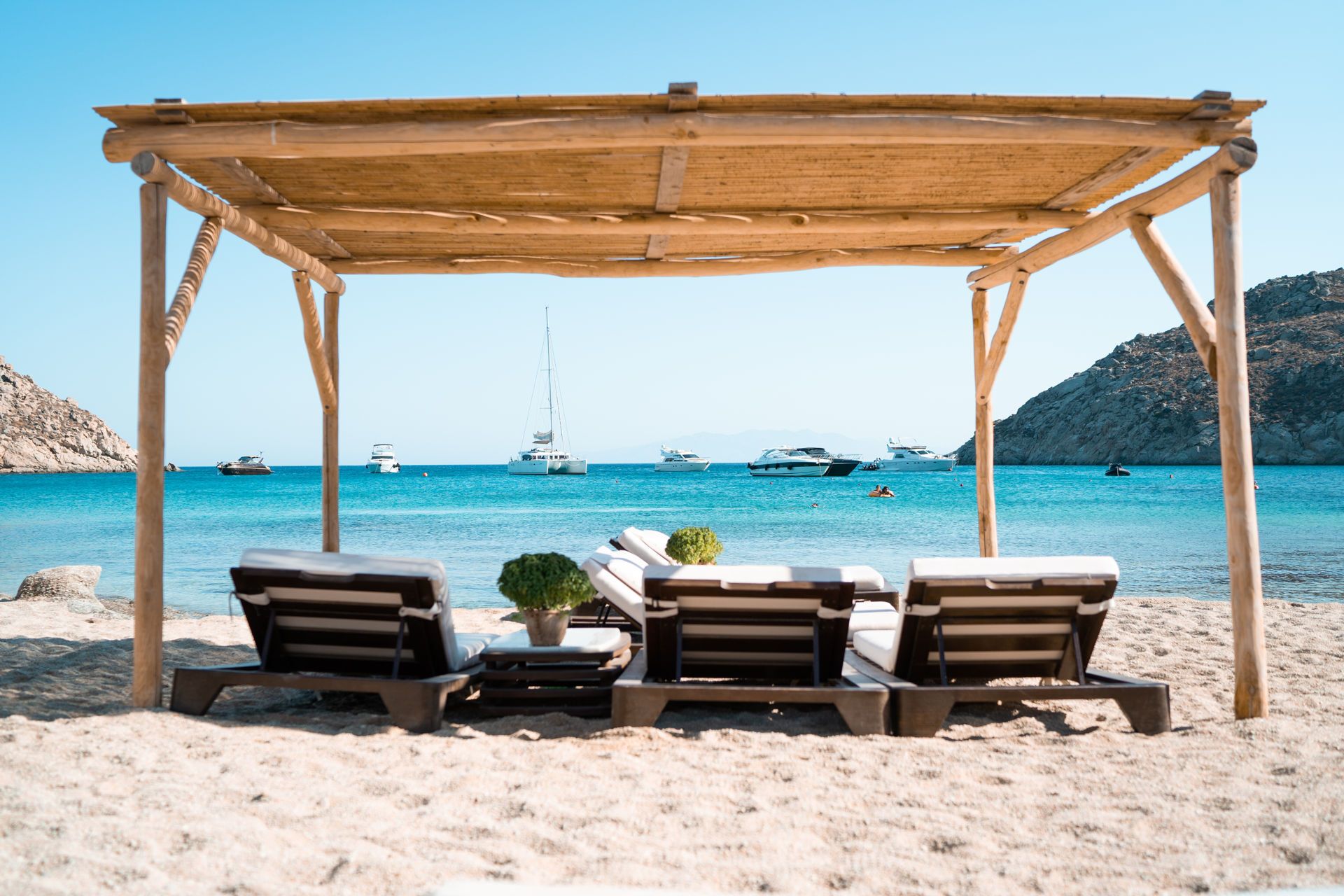 The 12 best-known beaches in Mykonos | Discover Greece