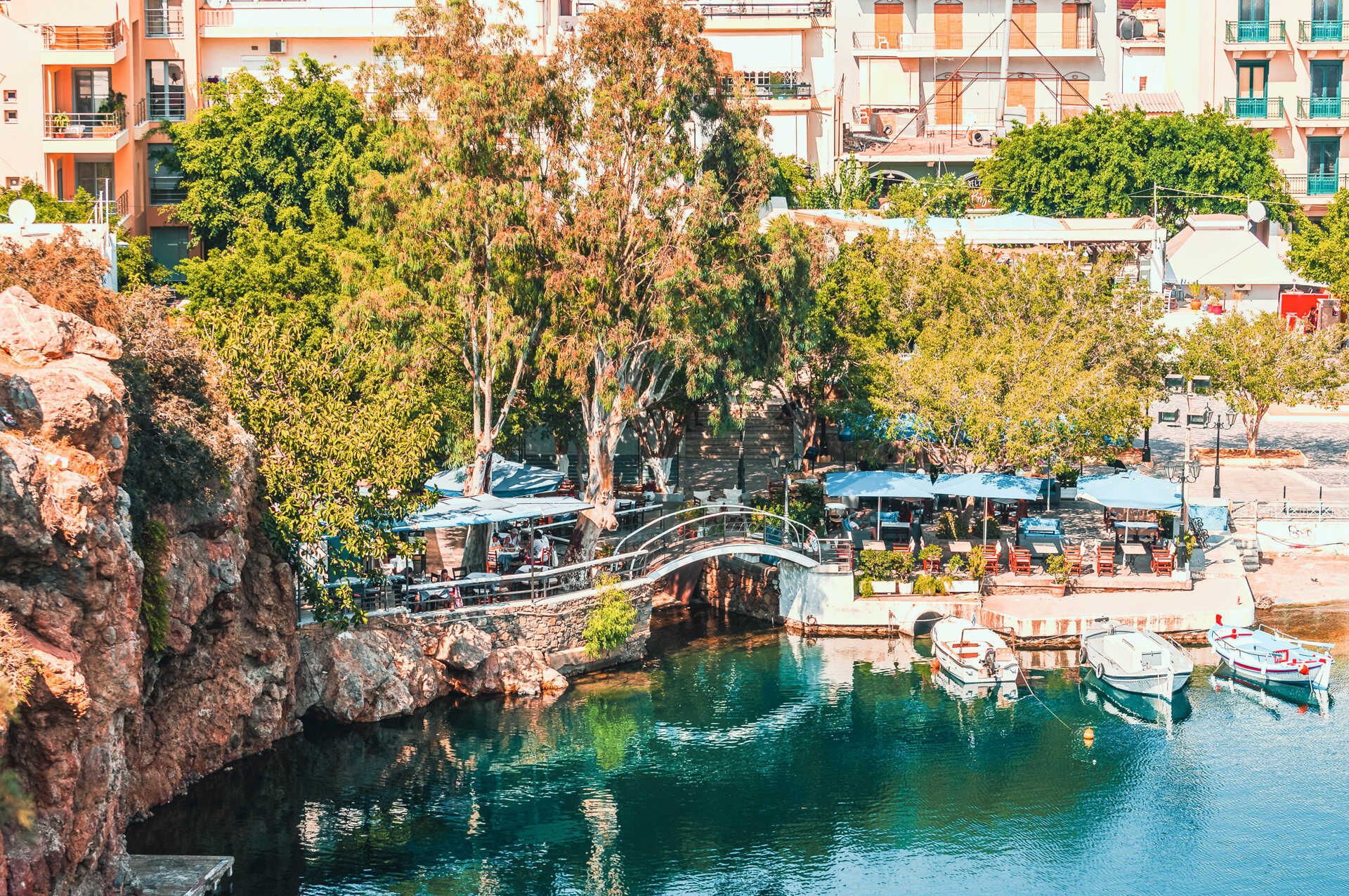 A walking tour of Agios Nikolaos in Crete | Discover Greece
