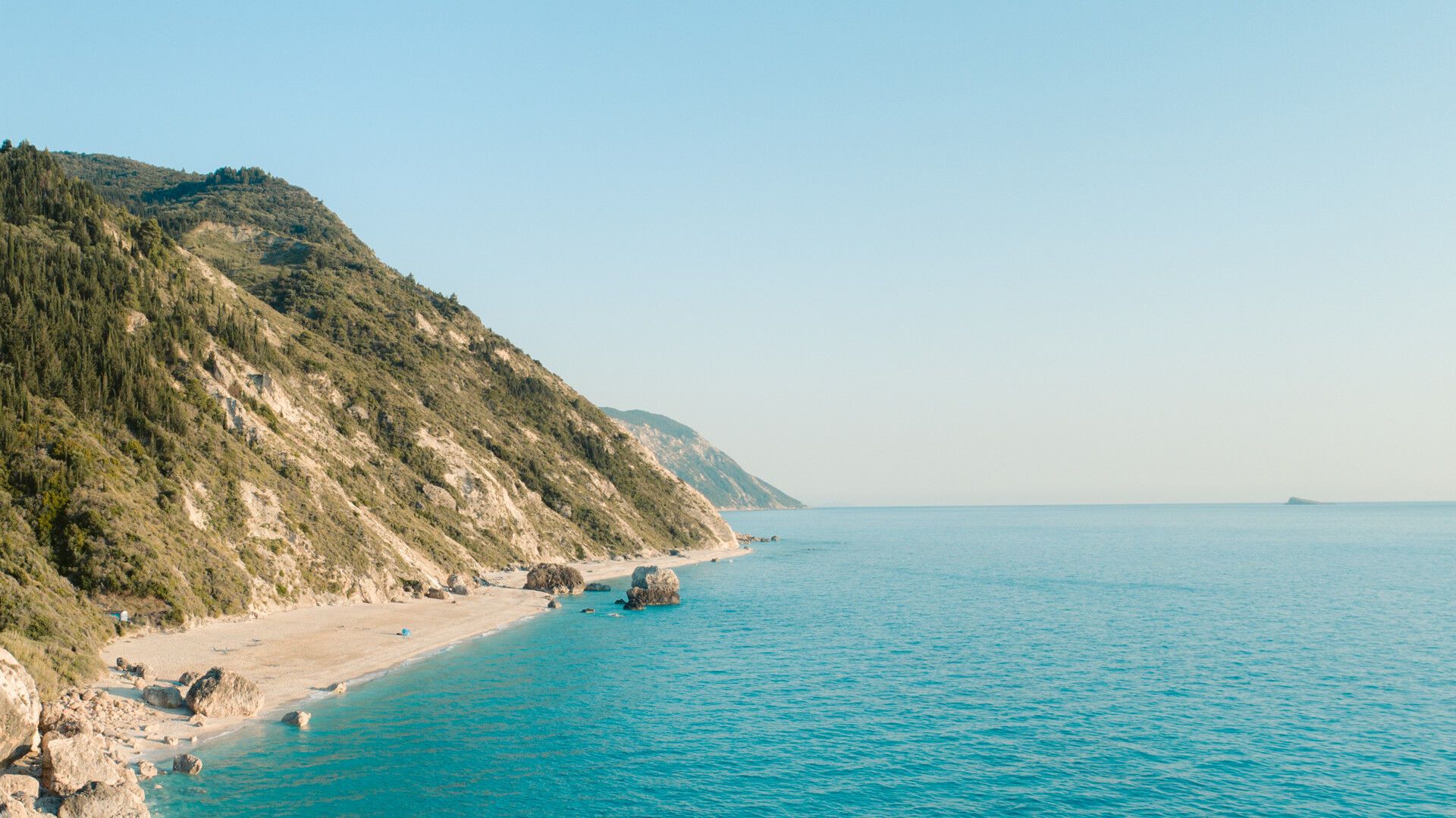 12 Must-Visit Beaches in Lefkada: Sandy, Rocky, Organized & Secluded Spots