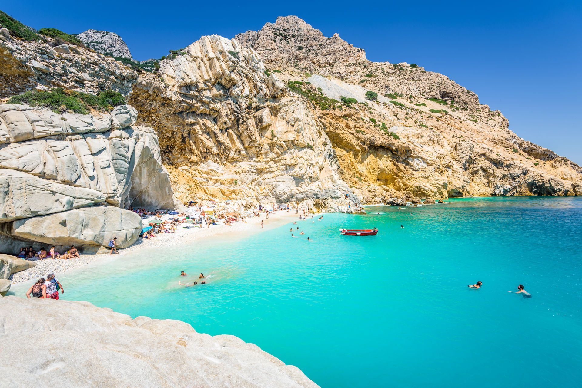 Γνώρισε τις 10 καλύτερες παραλίες της Ικαρίας | Discover Greece