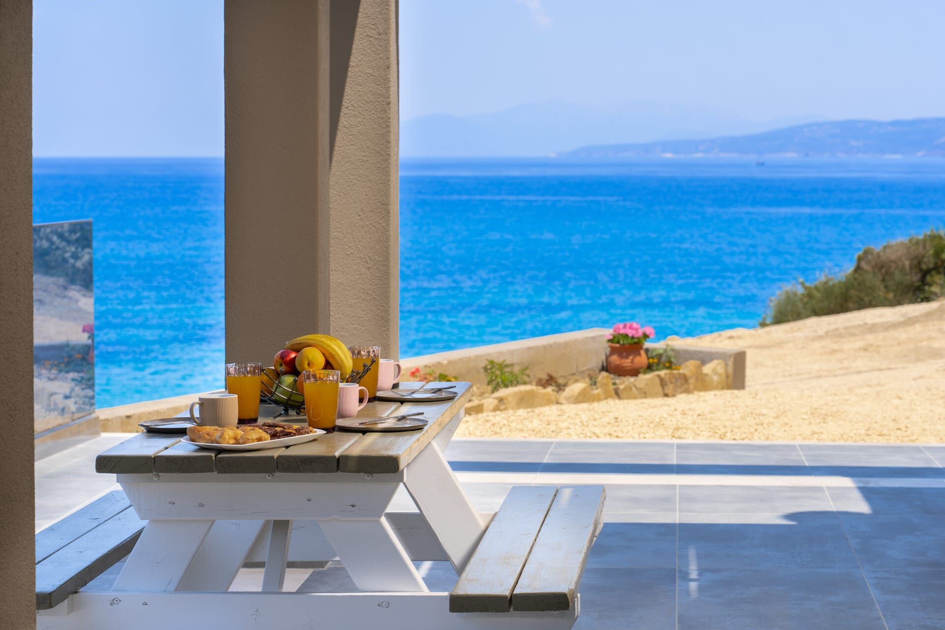 Beachfront Villa Fteri | Accommodation | Discover Greece