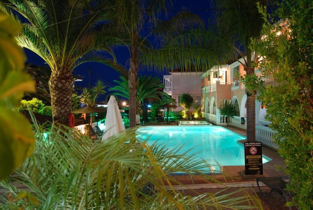 Laganas Beach Hotel | Accommodation | Discover Greece