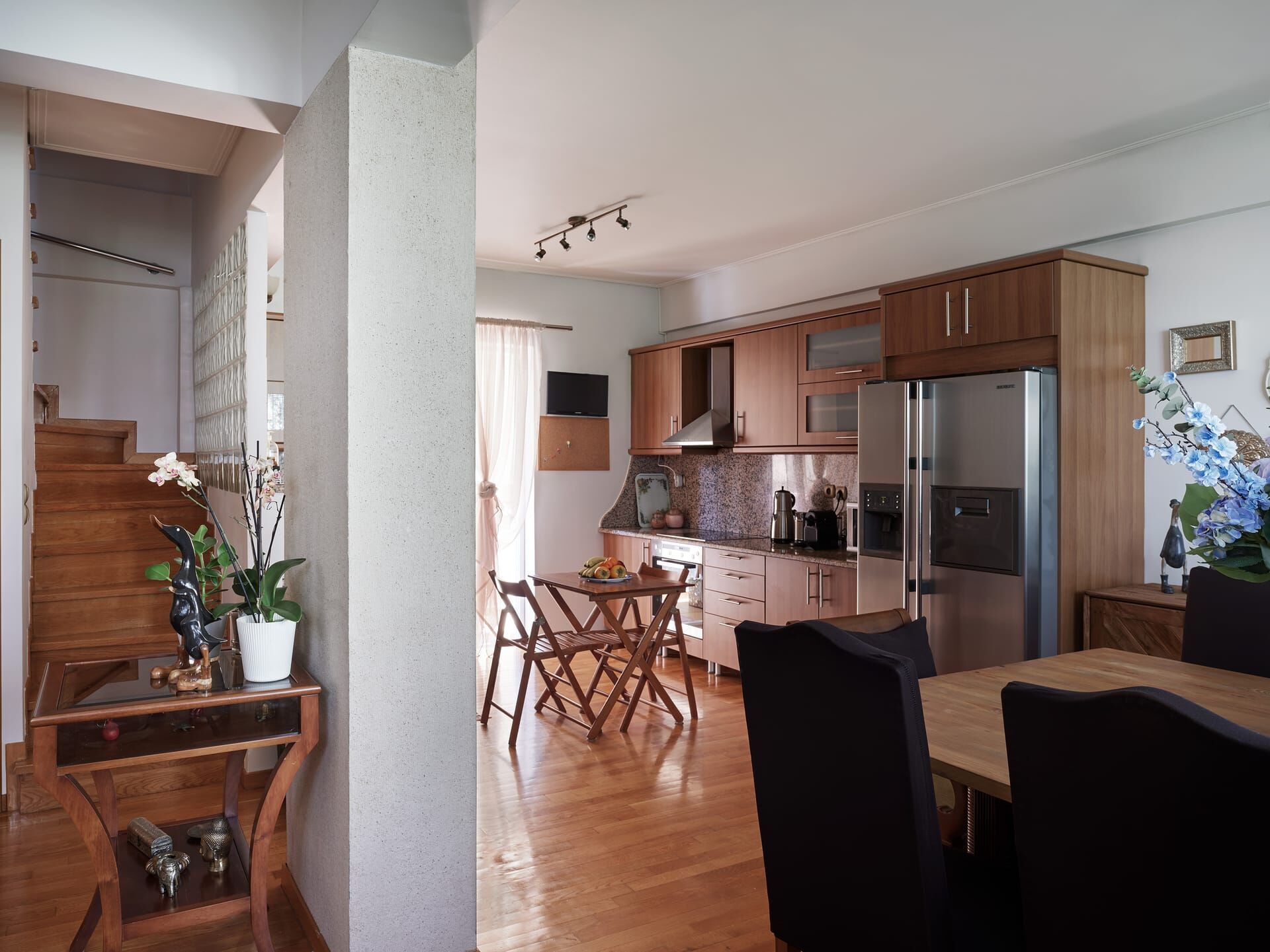 Evi's Voula Home | Accommodation | Discover Greece