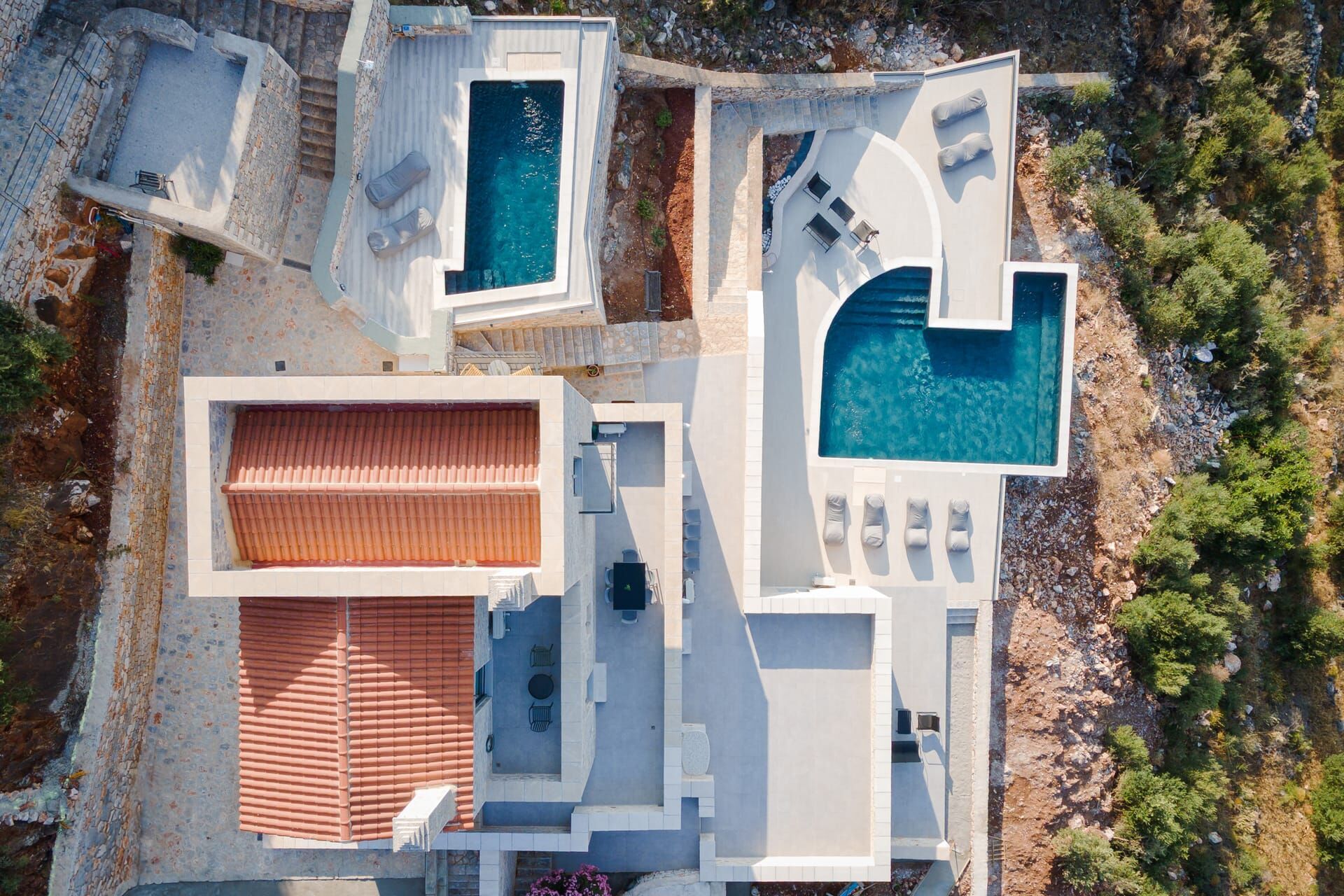 The One Limeni | Accommodation | Discover Greece