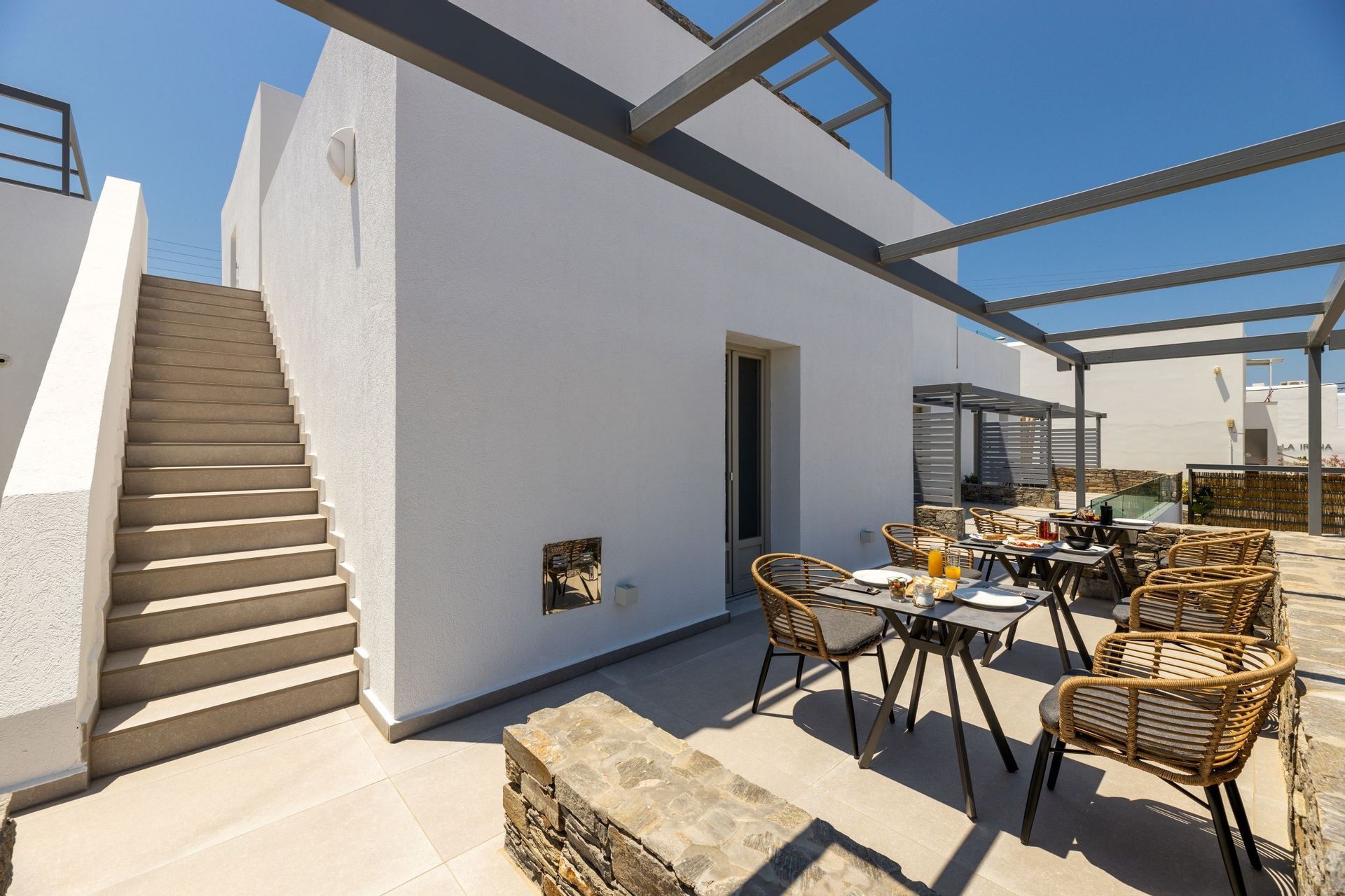Parion Opus Paros | Accommodation | Discover Greece