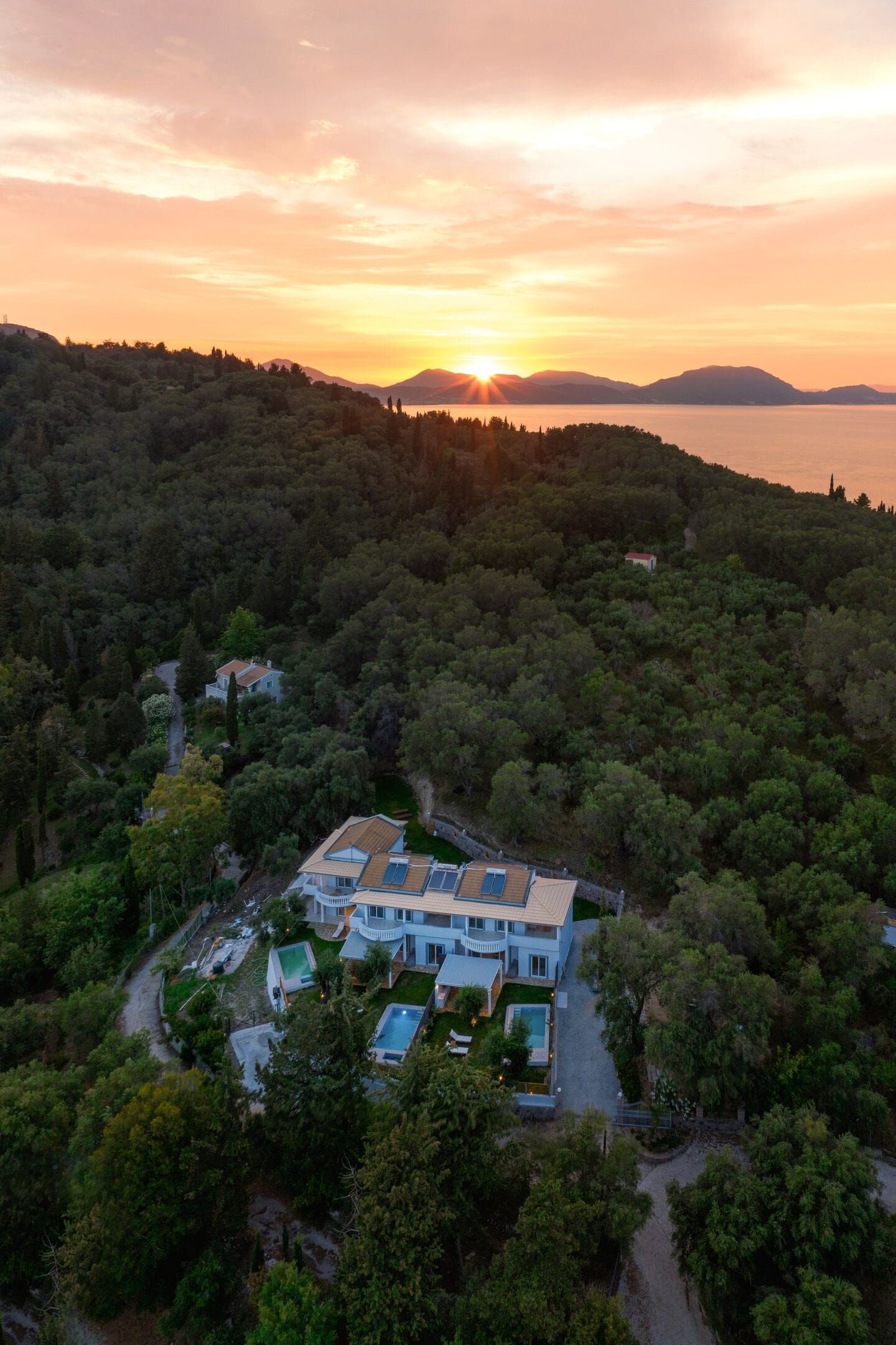 Playia Villas | Accommodation | Discover Greece