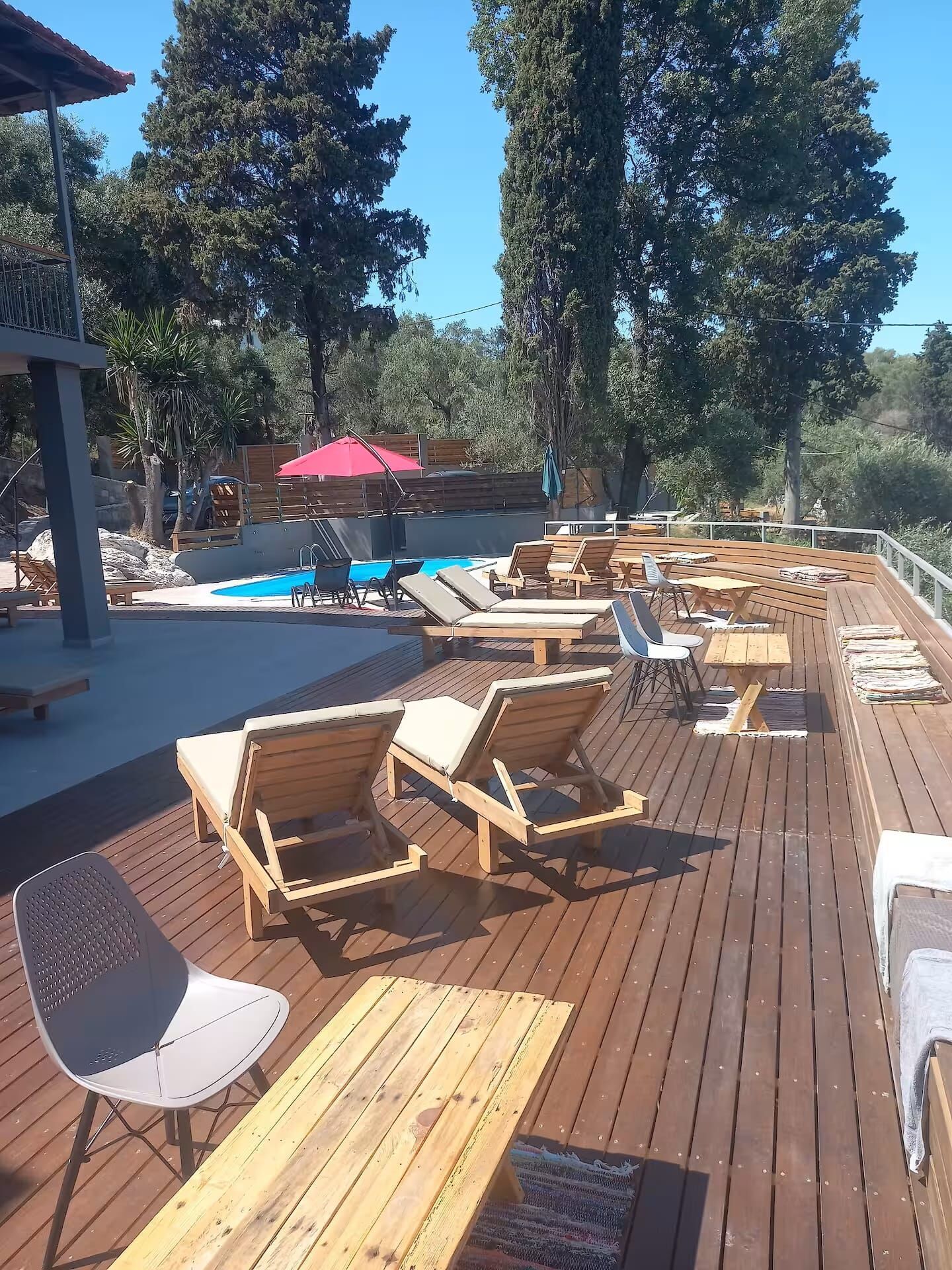 The Summit Escape | Accommodation | Discover Greece