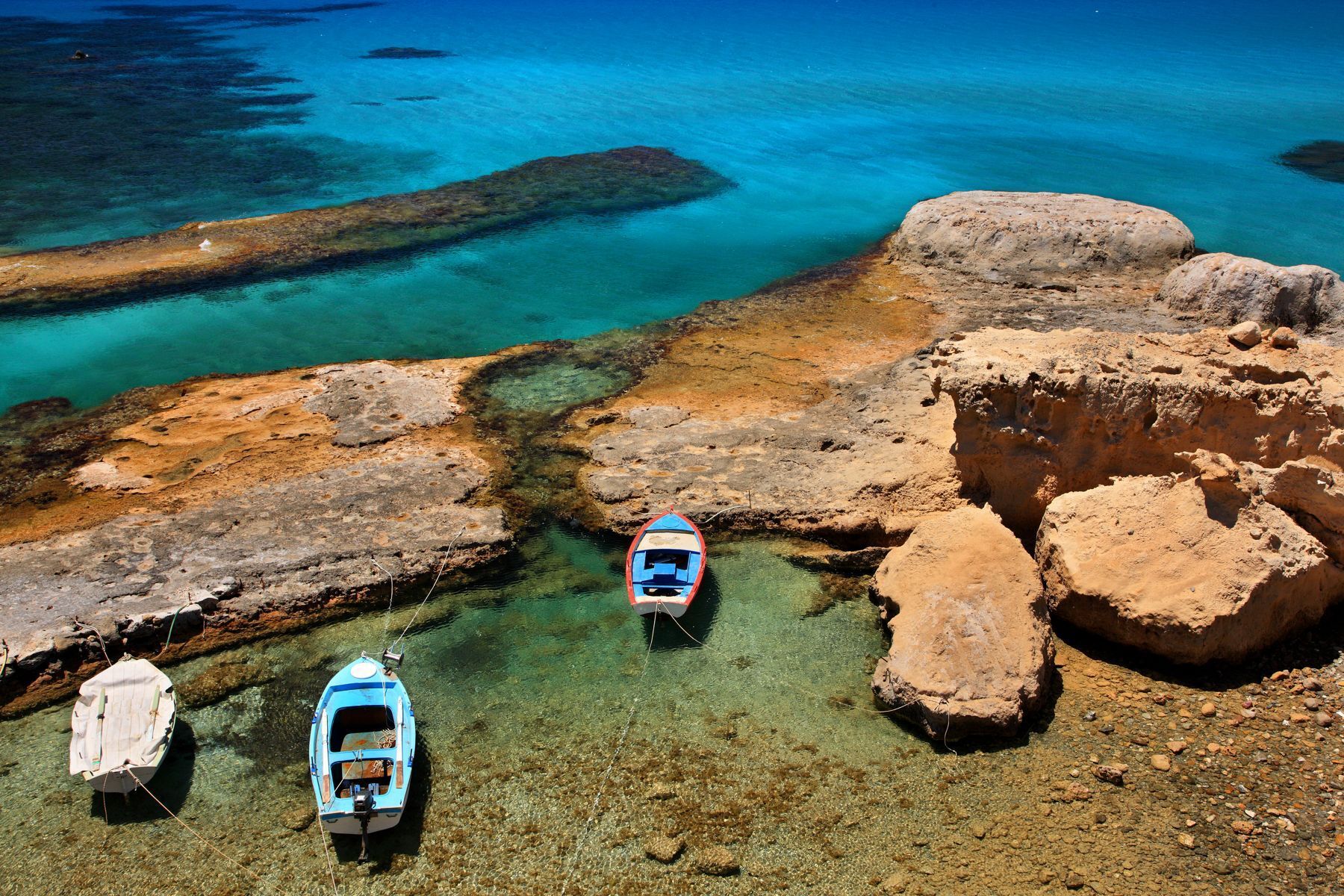 Top 8 Must-Do Activities in Milos, Greece – Discover the Island's ...