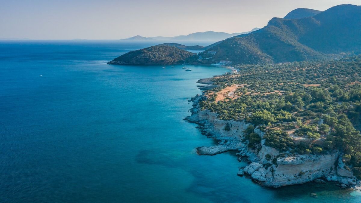 Sea-kayaking and SUP in Samos - Where to sea-kayak around Samos