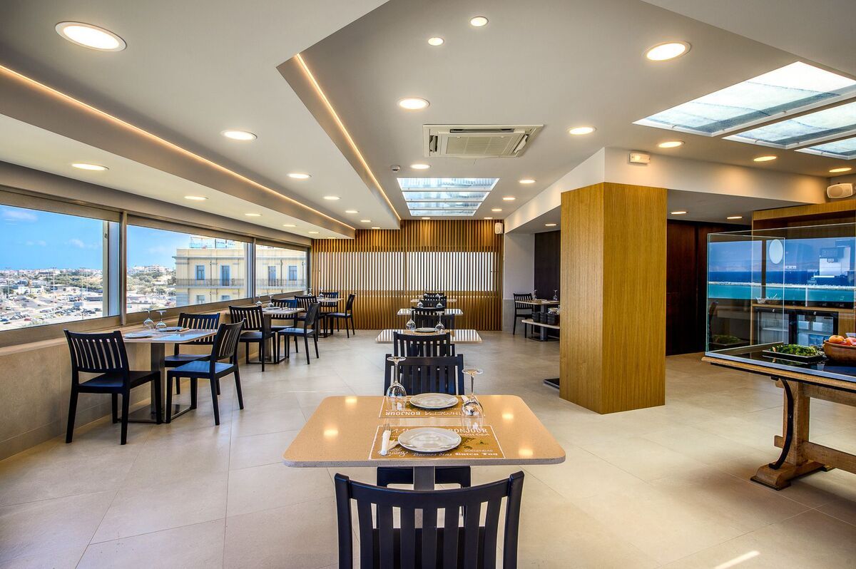 Marin Hotel | Accommodation | Discover Greece