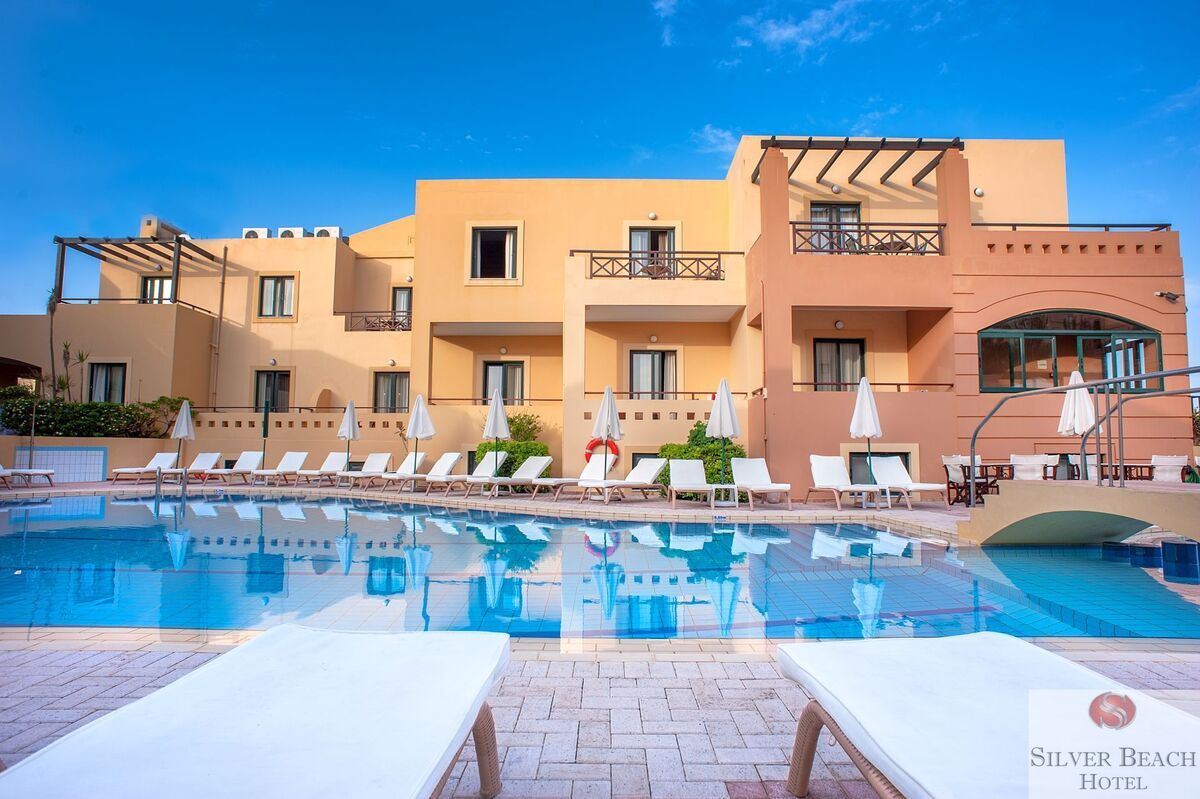 Silver Beach Hotel | Accommodation | Discover Greece