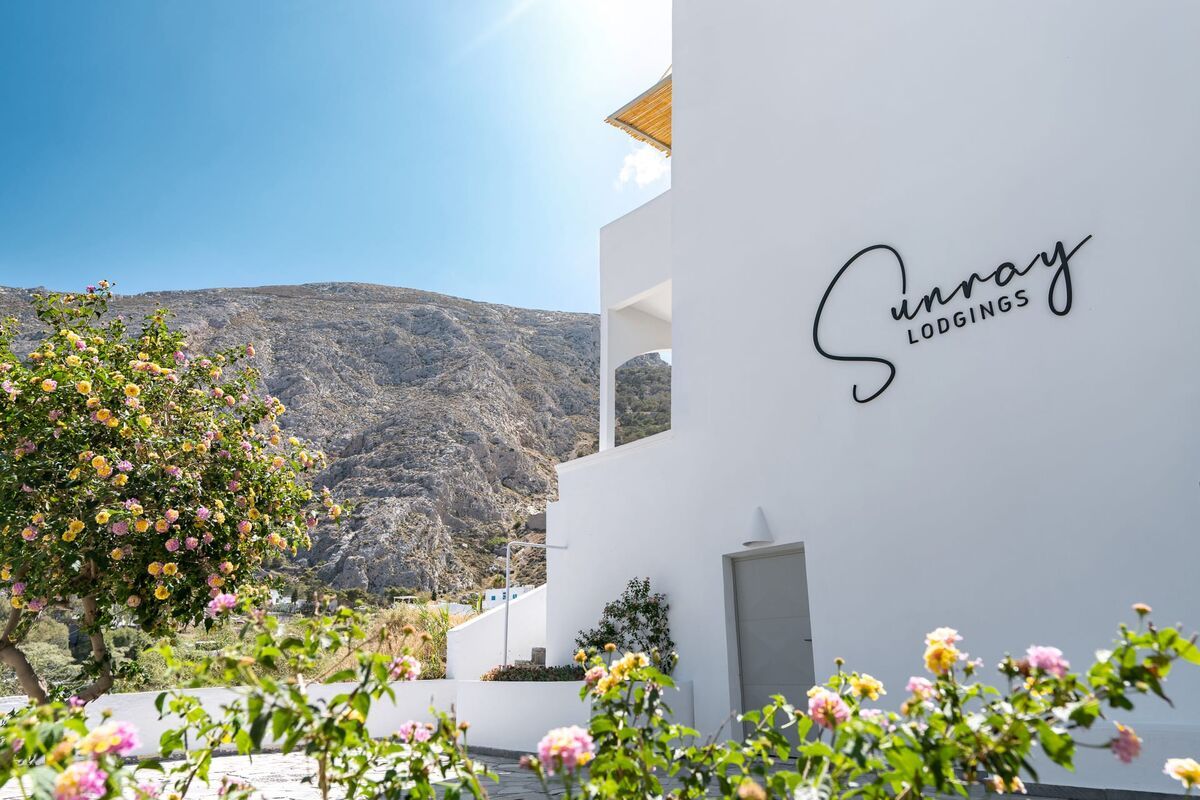 Sunray Lodgings | Accommodation | Discover Greece