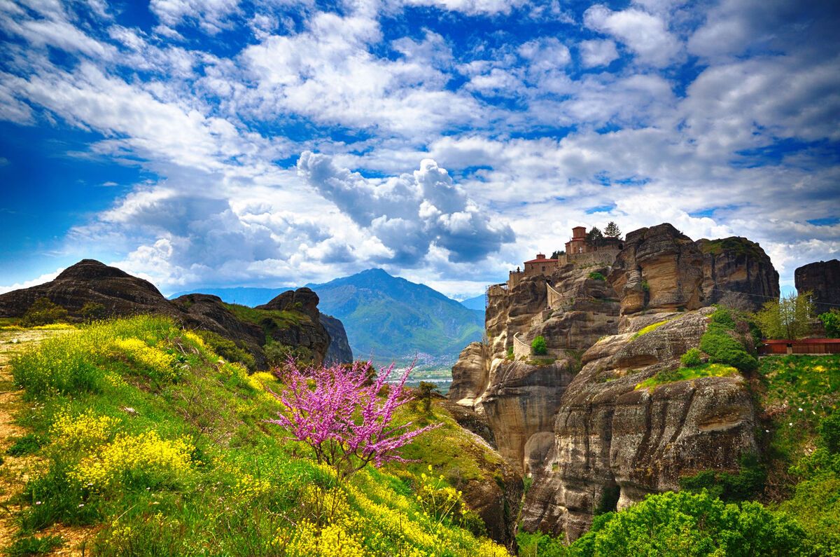 5+1 springtime destinations in Greece, bound to enchant you! | Blog ...