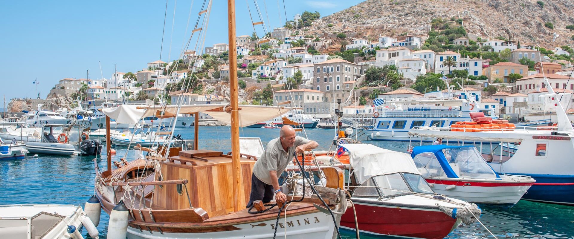 Book online: Οne-day cruise from Athens into the Saronic Gulf