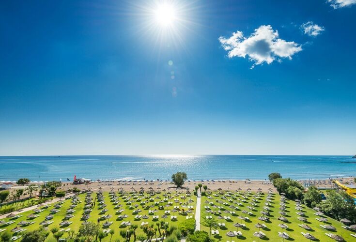 Apollo Beach Hotel | Accommodation | Discover Greece